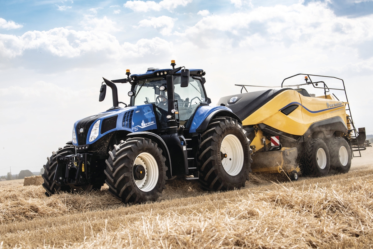 P&L - Traktor New Holland T8